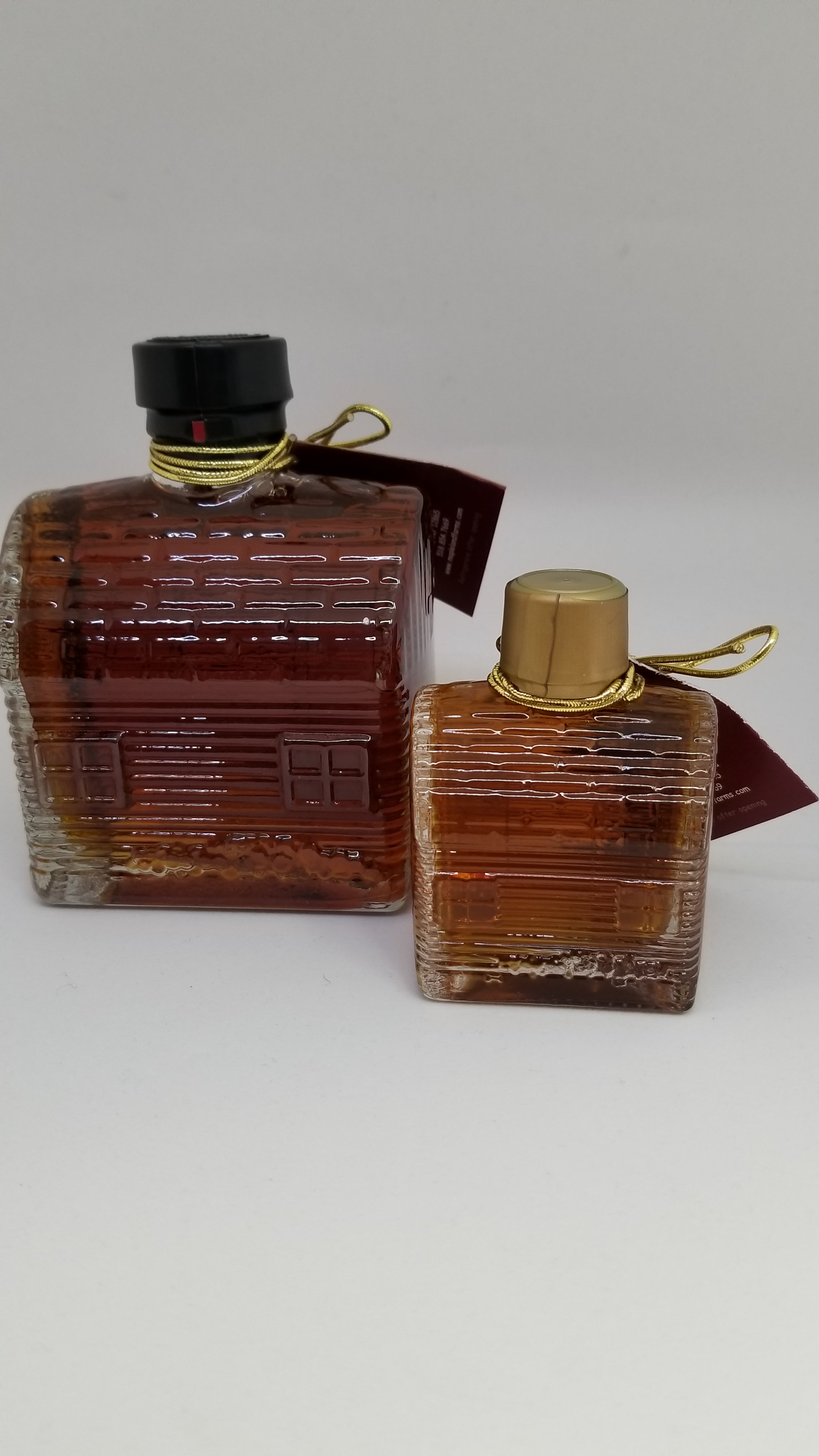 Glass Log Cabin – Mapleland Farms